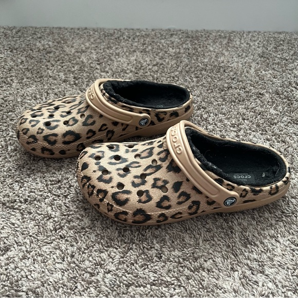 CROCS | Shoes | Crocs Womens Leopard Print Clogs | Poshmark